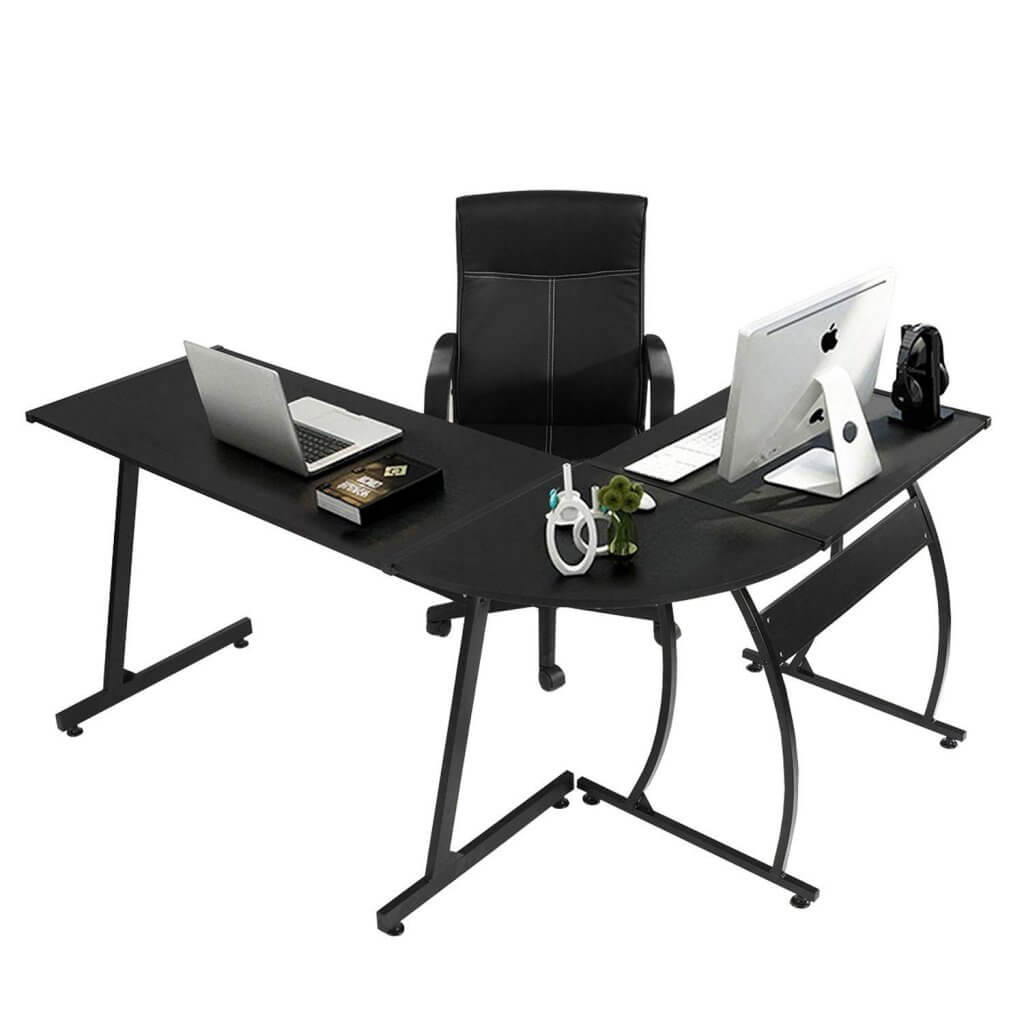 20 Best Gaming Desks - Ultimate List and Reviews