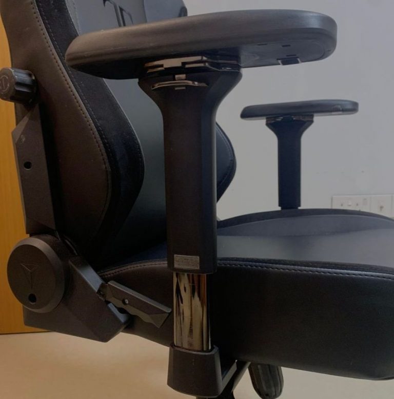 The Ultimate Gaming Chair: Top 10 Picks [Genuine Reviews]